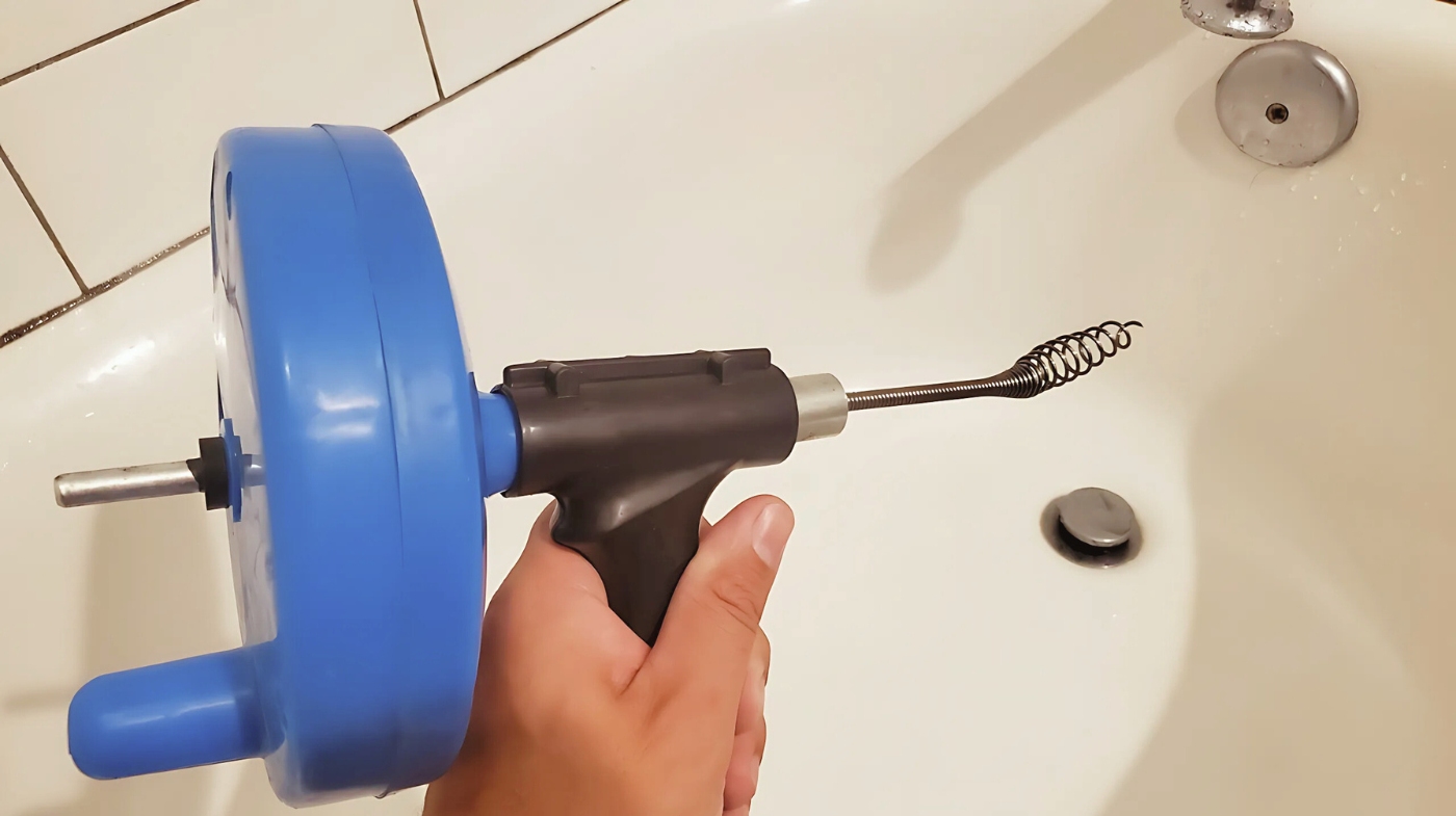 How to Use a Plumber’s Auger: Turning and Pushing Techniques – Plumbing Ways