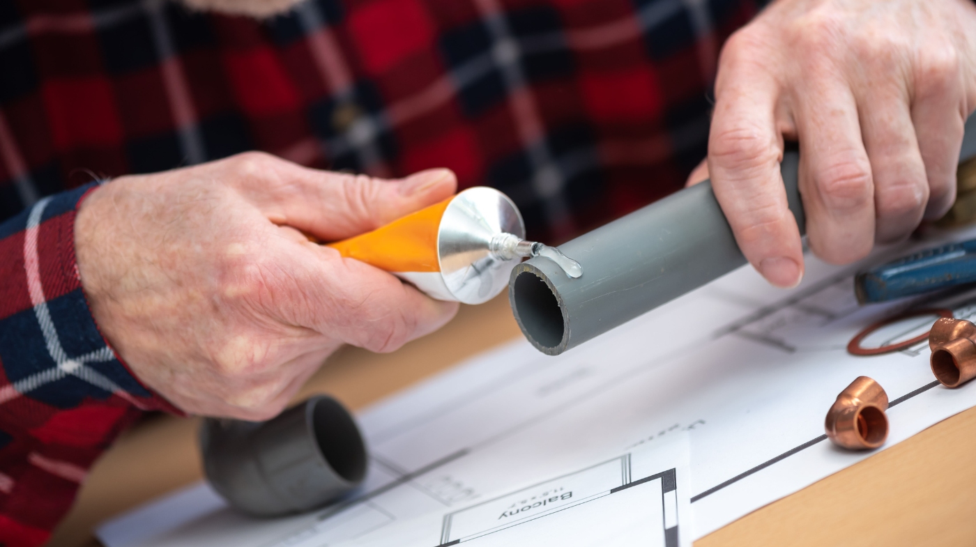 Can PVC Glue Be Used on CPVC: Bonding Difference – Plumbing Ways